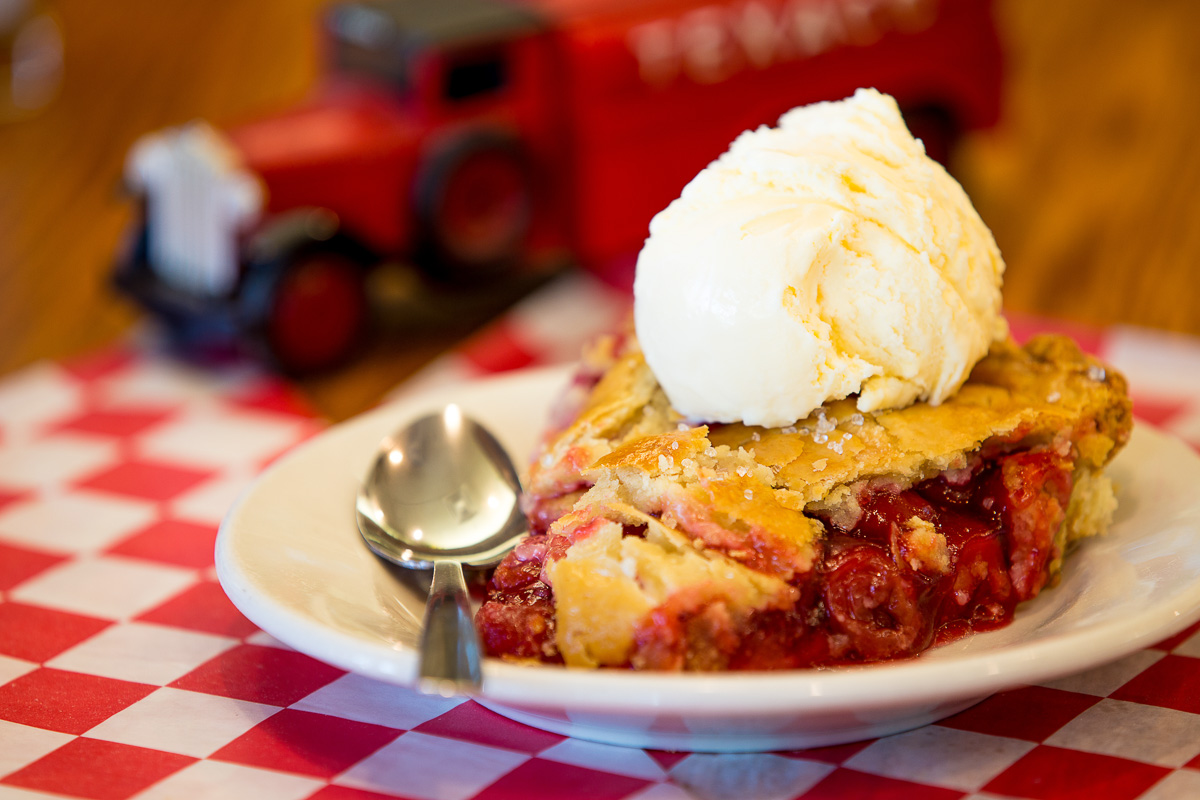 Best Pie Shop in Kansas City | Corner Cafe